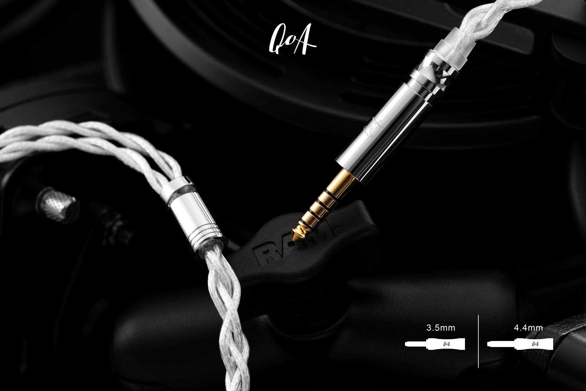 QoA Aviation 3BA+1DD ハイブリッドイヤホン