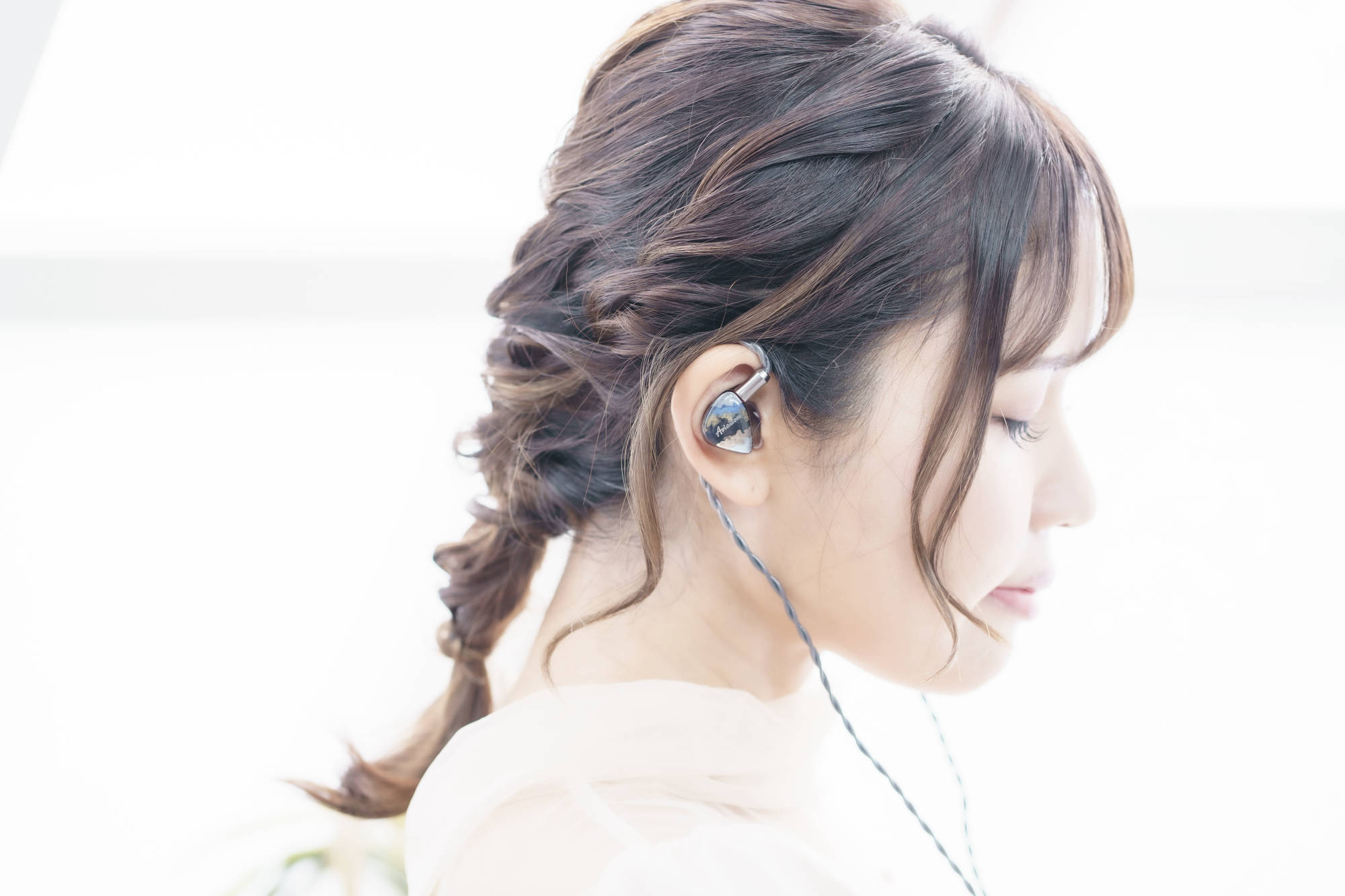 QoA Aviation 3BA+1DD ハイブリッドイヤホン